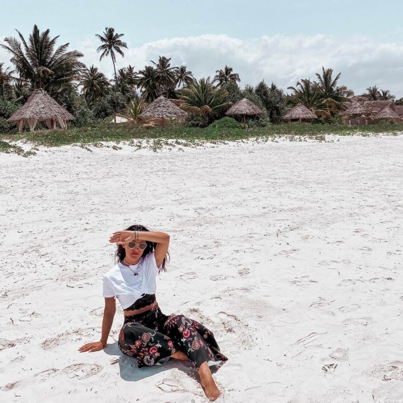 11 Easy Tips for Instagram Poses That Will Elevate Your Game