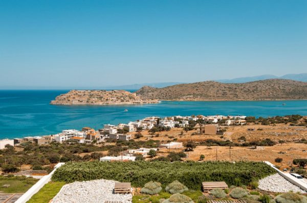 Plaka, Crete: Discover The Beautiful Seaside Greek Village!